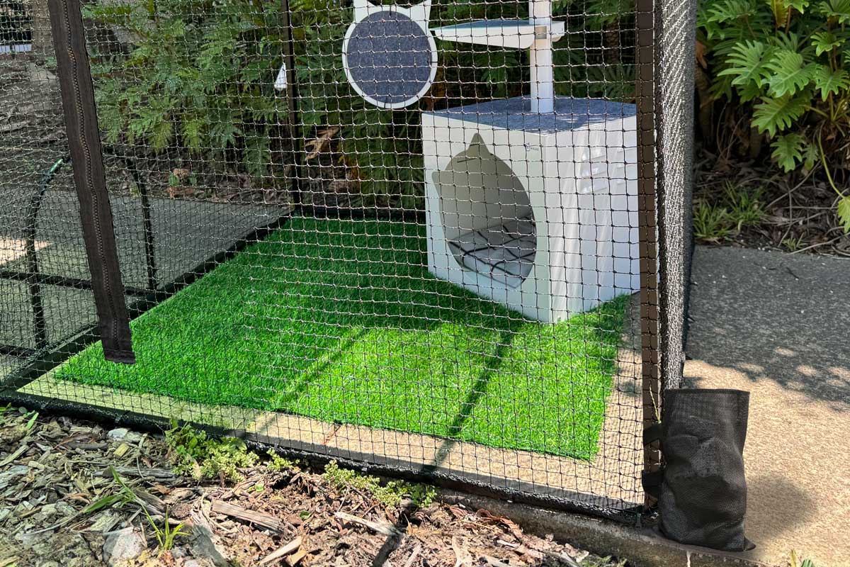 Cat Enclosure Weight Bag – Catnets New Zealand